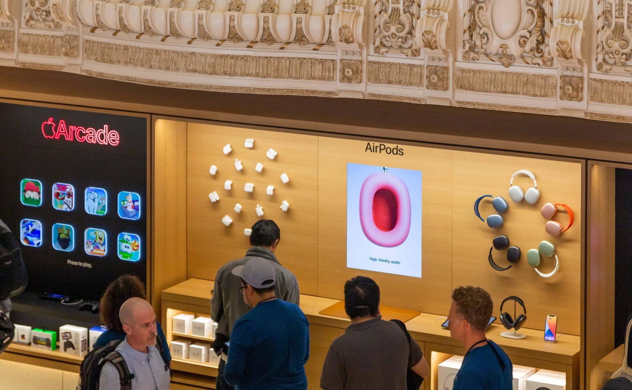 Apple turns a historic LA theatre into one of the most visually ...